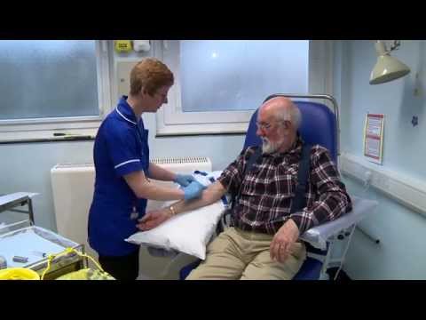 Having a bone scan | Cancer Research UK