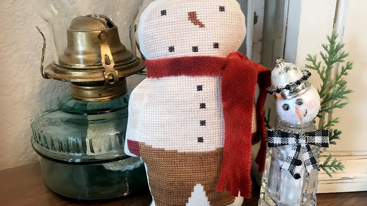 Flosstube #22  Finishes, Freebies, Winter Camp!