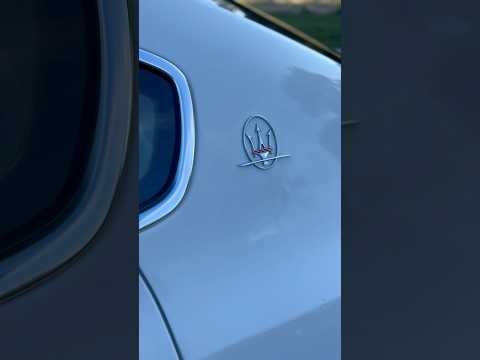 Maserati Quattroporte GTS V8 cold start and rev