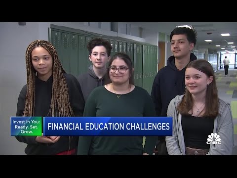 High school classes in financial literacy use real-world examples to teach budgeting
