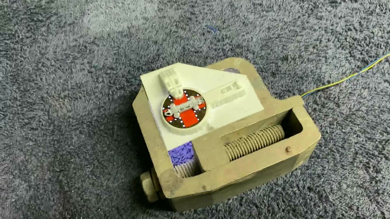 MPC Space 1999 Moonbase Alpha Model (Detailing The Tiny Eagles)