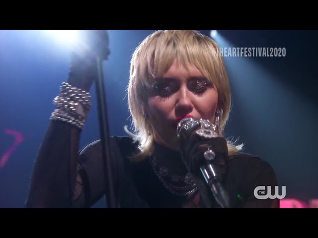 Miley Cyrus's 7 most iconic stage performances