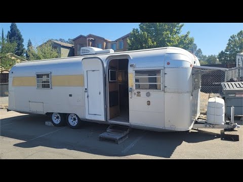 1969 Silver Streak For Sale on the Vintage Camper Trailers Magazine online classifieds