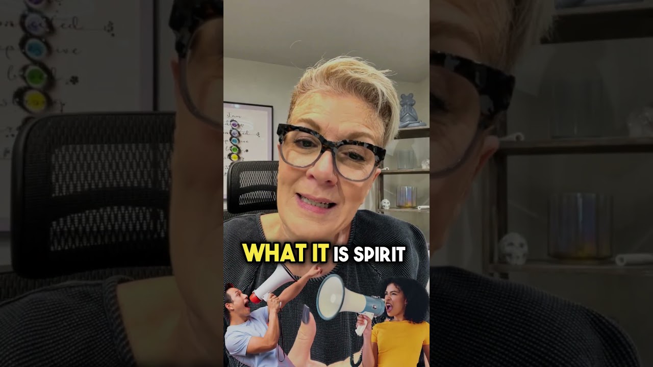 How Psychic Mediums Conduct Mediumship Readings #shorts