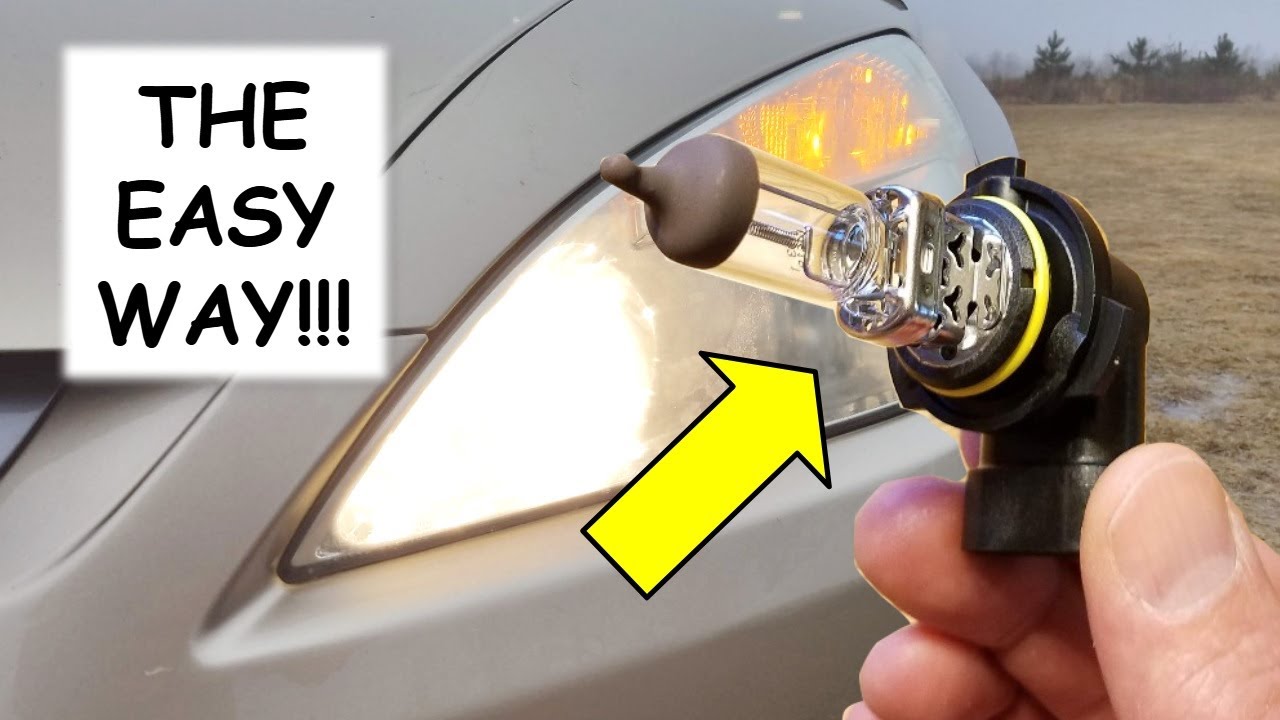 How to Change Headlight Bulb in a Honda Accord 2003-2007