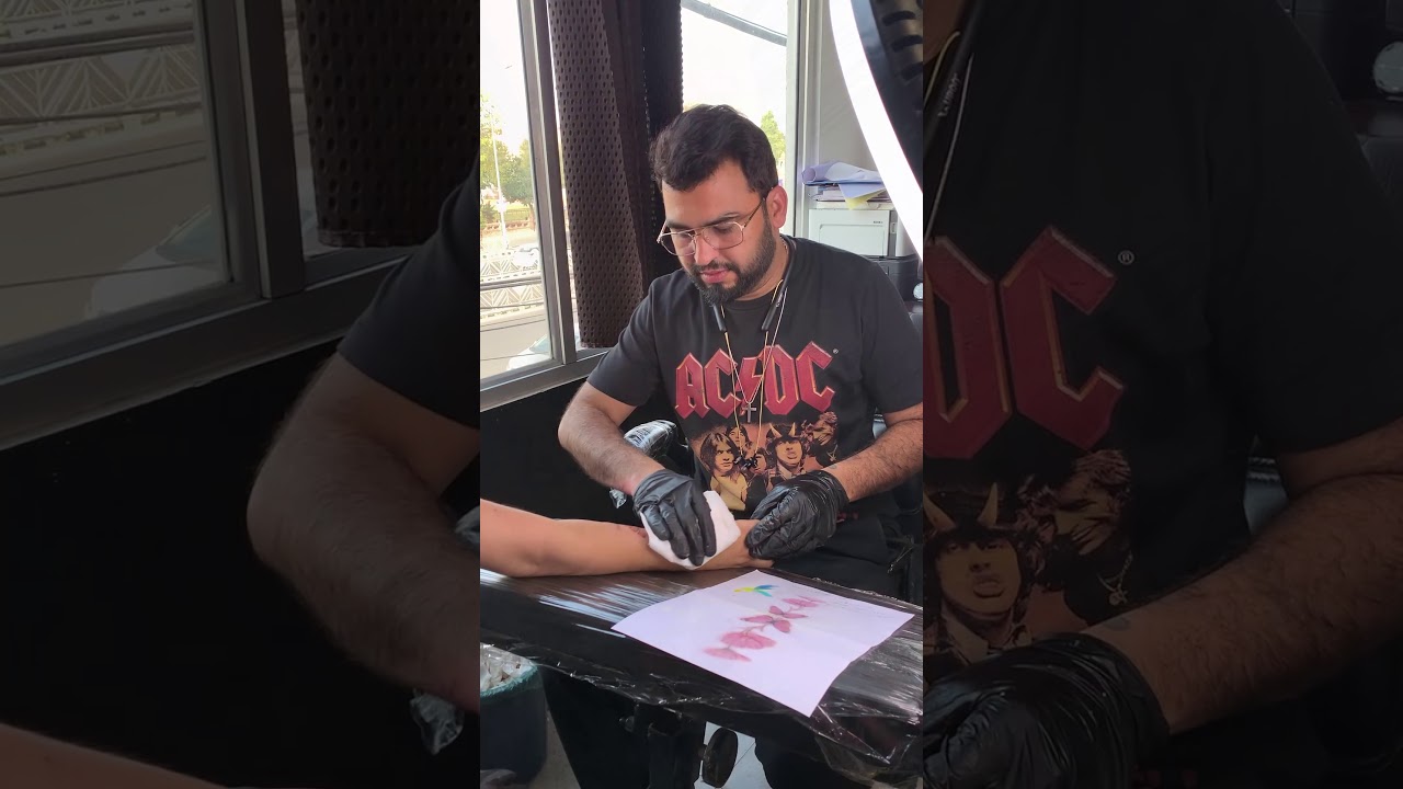 #girlstattoo #colortattoo #butterfly tattoo #flower #TATTOOHUB #ajaysukhen #flowertattoo #share