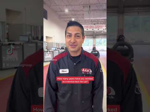 How long do Automotive Technicians typically stay with Lia?