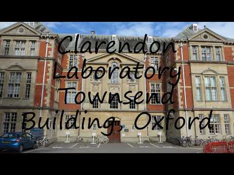 How to pronounce Clarendon Laboratory Townsend Building, Oxford in English?