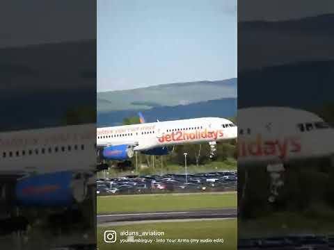 Jet2 Holidays Boeing 757 landing at Manchester