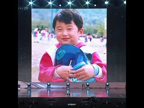 Their reactions when their childhood photos appeared on the big screen???????? #baeksangartsawards #kdrama