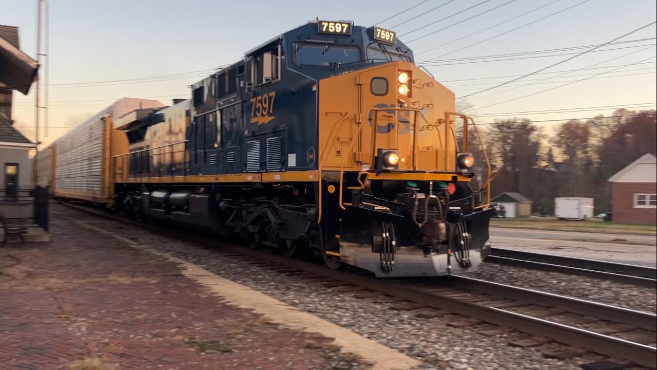 CSX 7597 leads CSX M204 (Nashville, TN to Selkirk, NY) at Princeton, IN