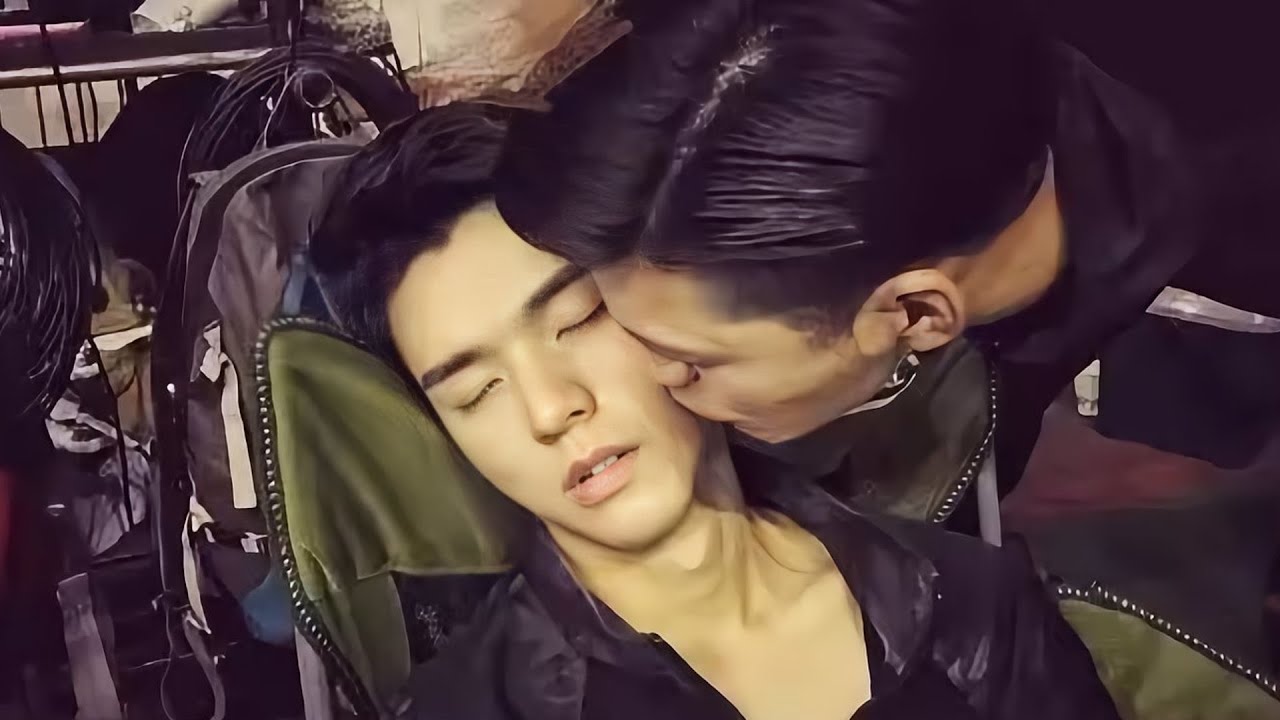Brother falls in love with sister's boyfriend.