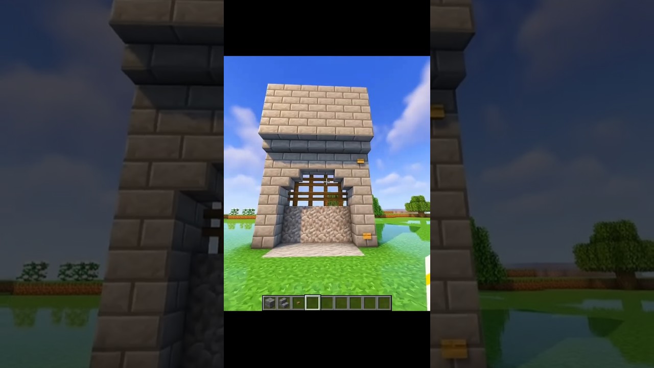 Minecraft Castle Gate Design 🔥 | Redstone Working Gate | Survival Base Entrance#minecraft #short