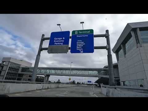 Exploring Sacramento International Airport (SMF) - Is It Really That Boring?