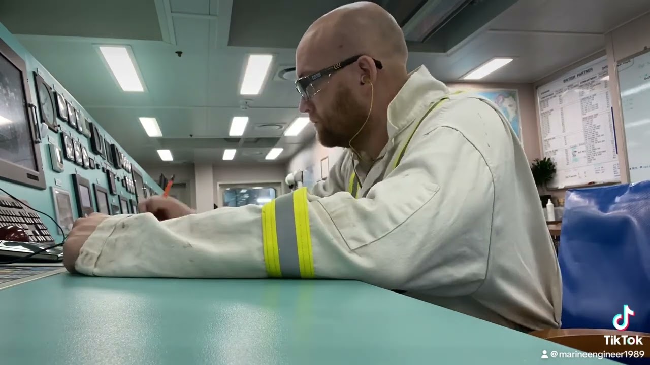 Engineering Log Book #seaman #marineengineer #engineering