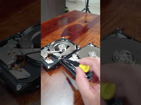 2 tb vs 4 tb harddisk internals | subscribe to "Its my take" | #shorts