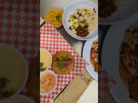 🔥Hot Spot In Houston🔥 #houston #restaurant #youtubeshorts #foodie #review #food #recipes #htown