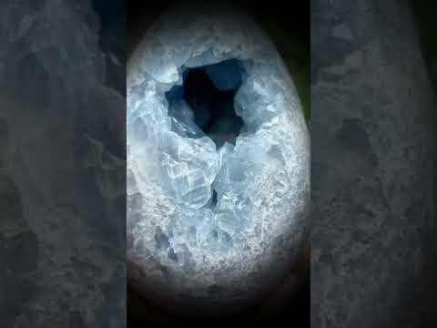 CELESTITE - MYSTICAL STONE