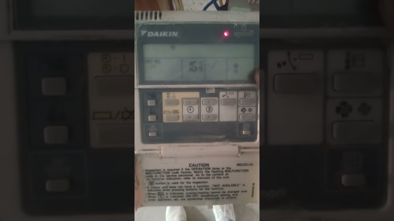 Daikin E0 error code problem