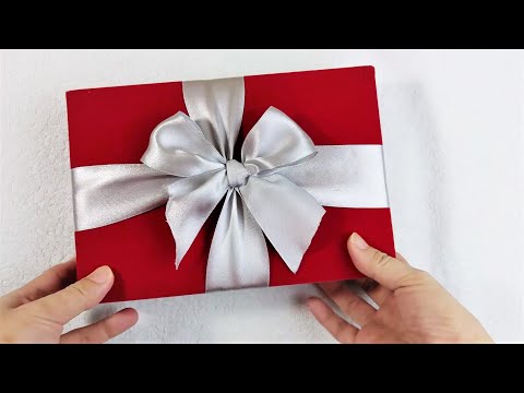 How to tie a ribbon on a gift box