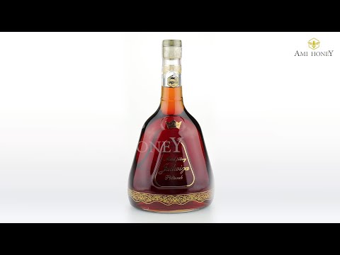 Półtorak Jadwiga mead (one and a half mead) 750 ml in a carafe