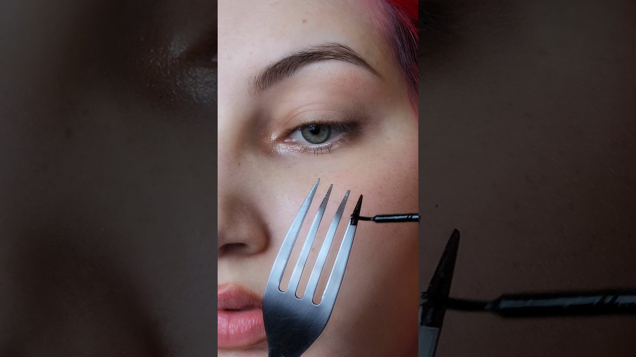 Delineado com garfo?🤔🍴#dicas #delineado #shorts