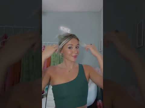 Messy bun tutorial for short hair #hairhack #hairtutorial #hairtips #shorthairstyles #hairtrends