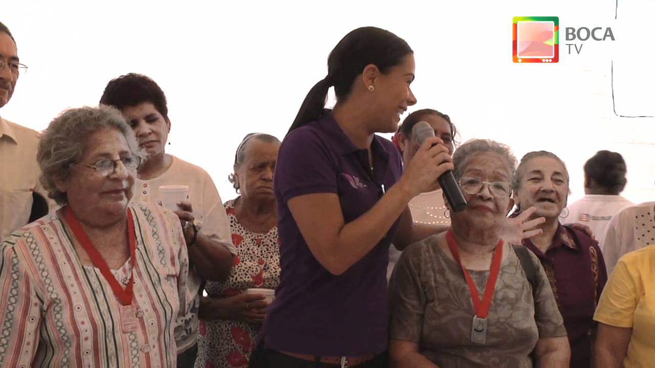 Luchy Bonilla celebra día de abuelitos
