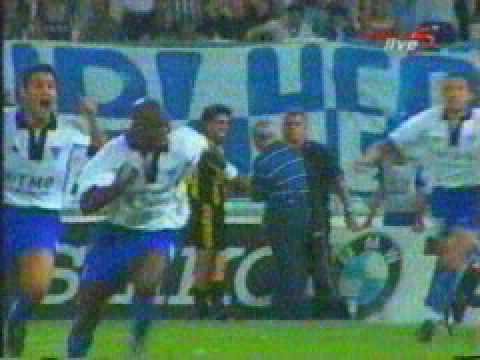 Un haut et Debbah | Guy Truite