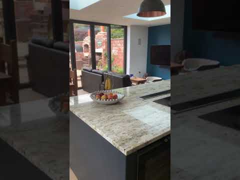 Kitchen Island in Granite worktops