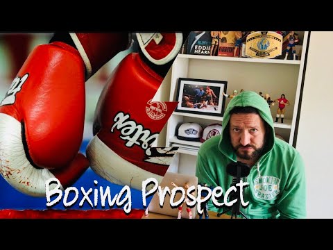 What Is the Path to Becoming a Professional Boxer?