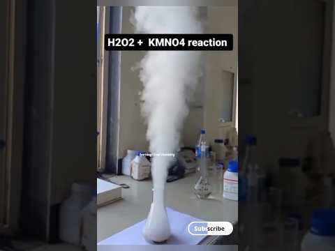Reaction of KMnO4 with H2O2 #chem #experiment#exothermic#shorts