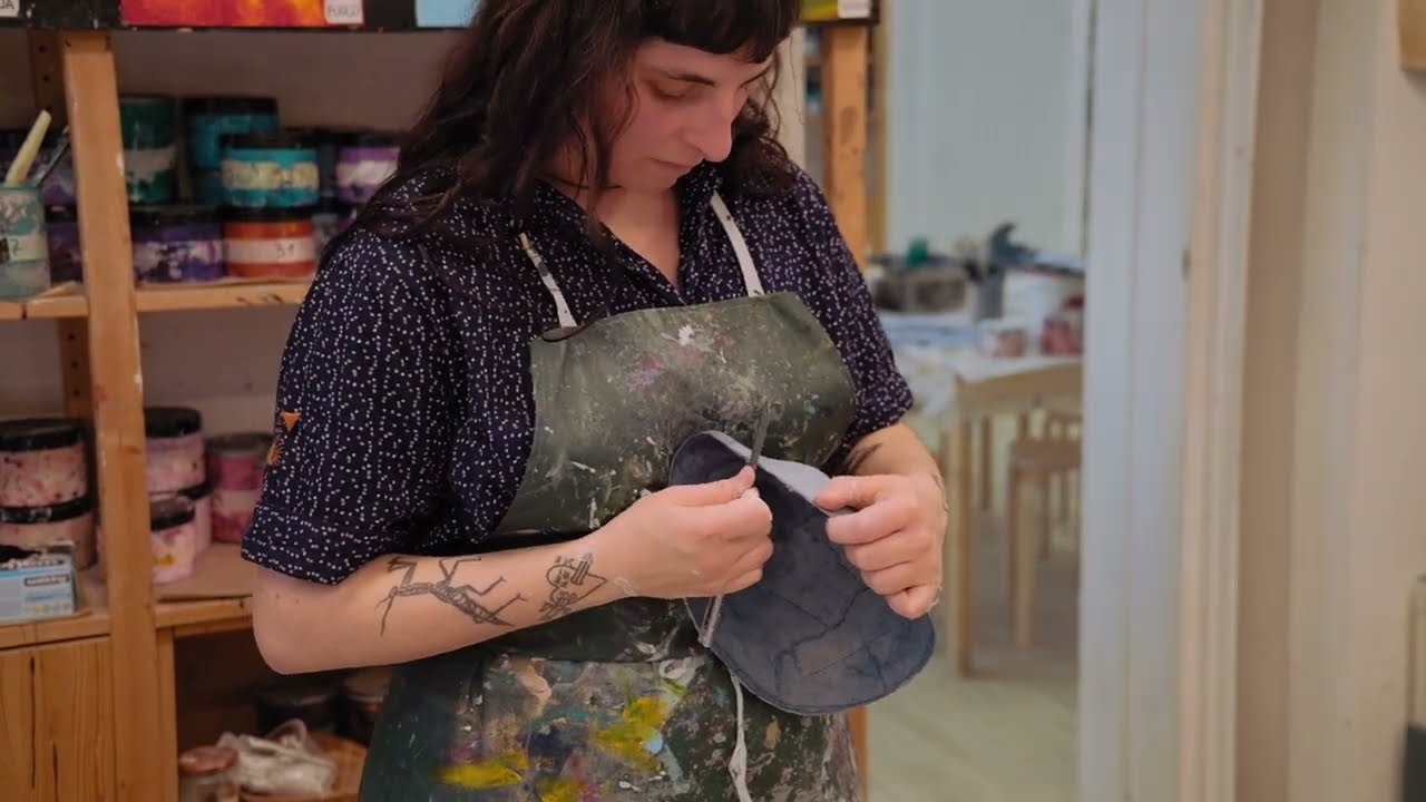 First step of a #handmade mask with #papiermache in #venice #workshop