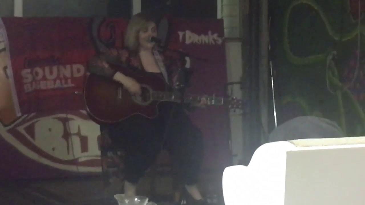 Hire Danielle Golden - Country Singer in Nashville, TN | GigSalad