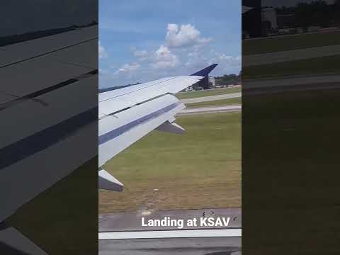 Landing at KSAV