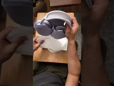 Unboxing the new PURPLE AirPod Max