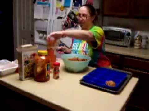 Eden makes Mini-Meatloaves!