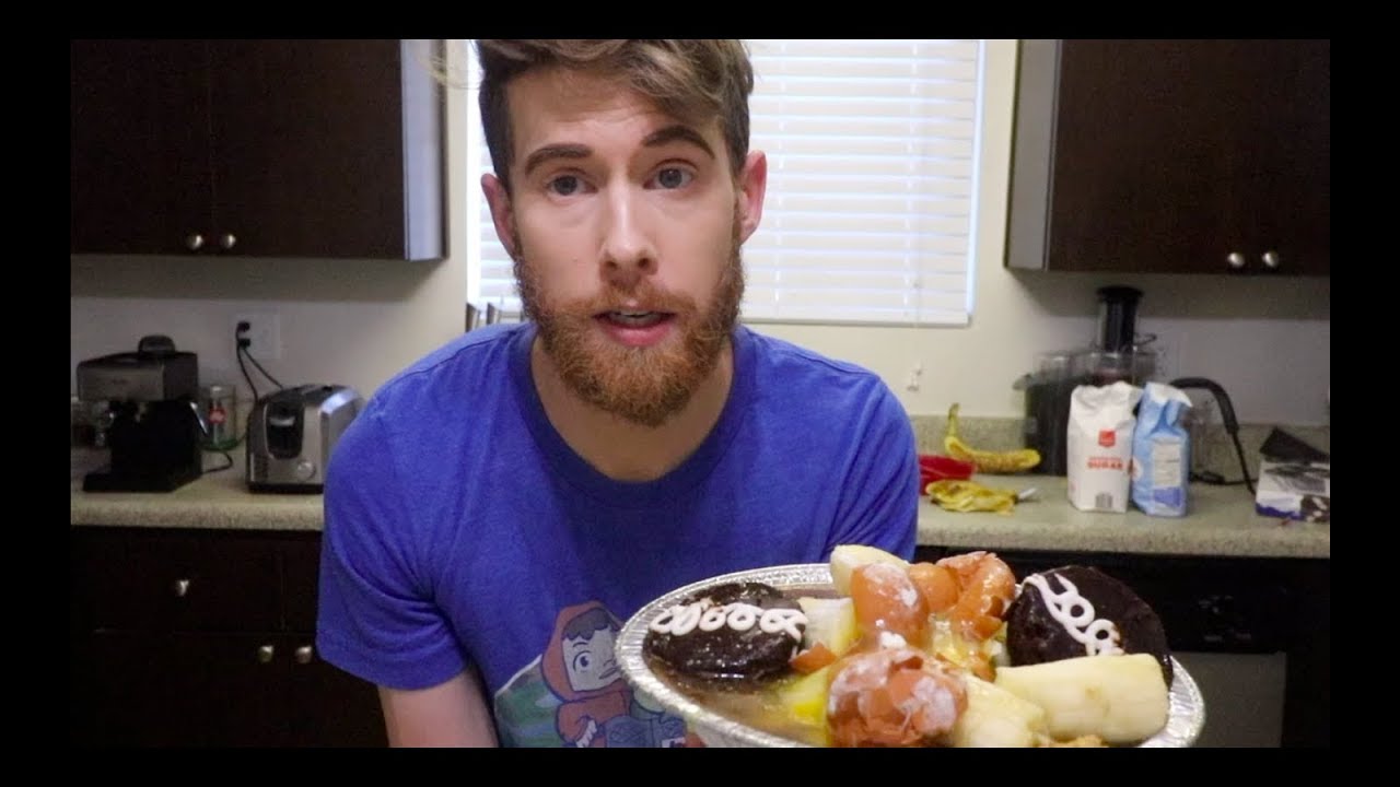 GOOGLE TRANSLATE BAKES A PIE!