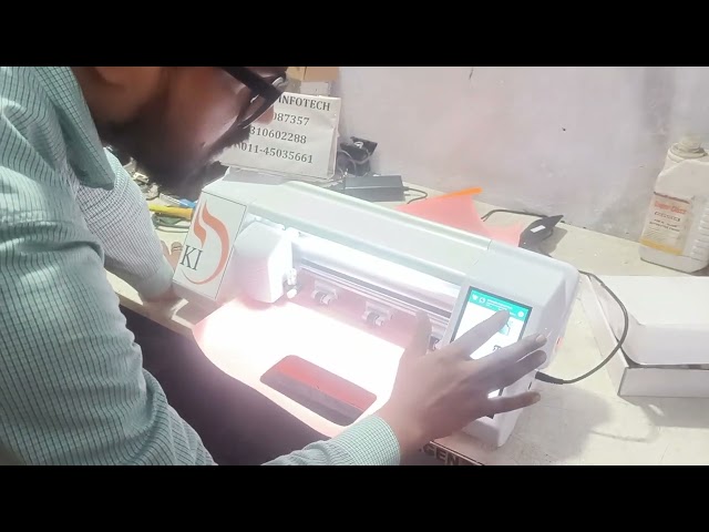 Cutting Plotter Machine - Vinyl Cutting Plotter Machine Bravo Xl 722 Trader - Retailer from New ...