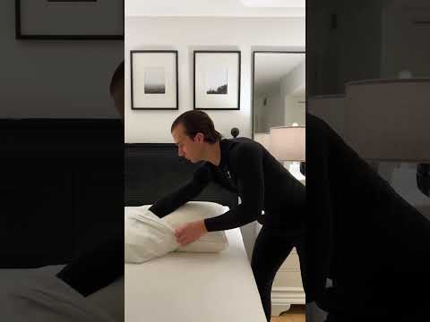 Very Demure, Very Mindful Bed Making