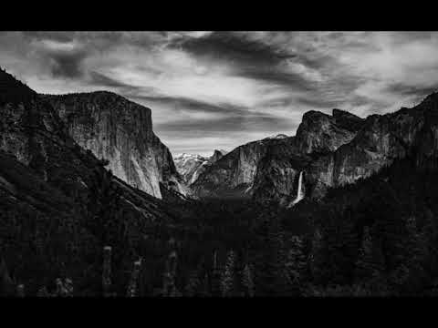 Black and white wallpapers