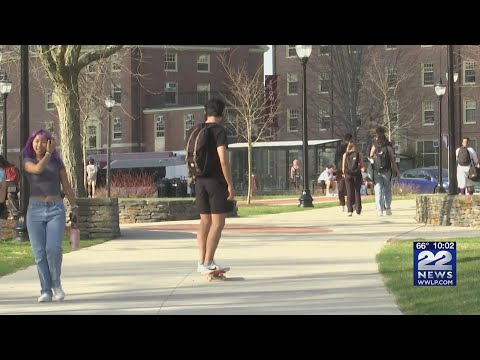 UMass board of trustees approves jump in tuition after 2 year pandemic freeze