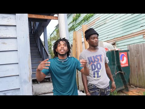 STREET TALK IN CHARLESTON SOUTH CAROLINA / POLITICAL OPINIONS / GEECHEE GULLAH HOOD