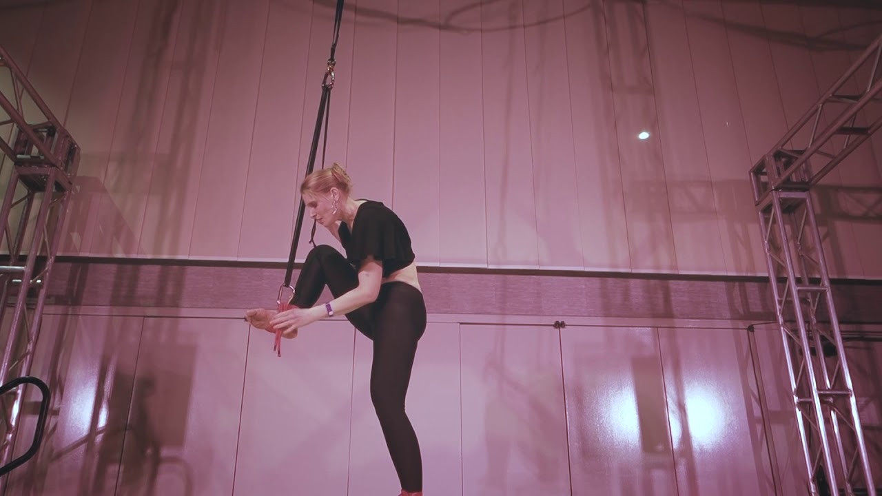 Self-Suspension Bondage Performance