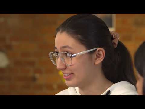 English File Advanced Plus - 1B Conversation