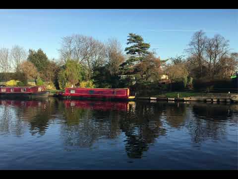 🎧 Episode 10: Hackney Downs to Springfield Park – London Wlogger