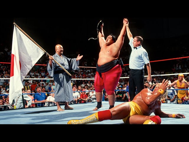 5 WWE Superstars who have wrestled barefoot