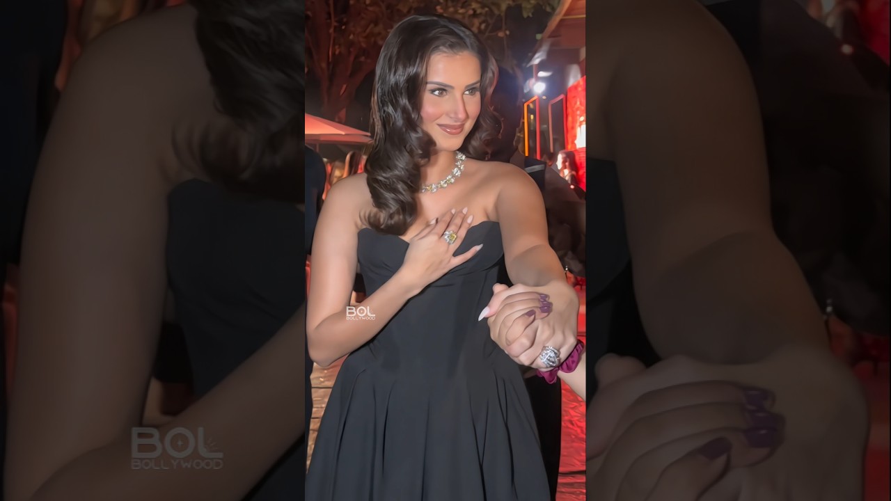 Tara Sutaria Looking Beautiful🔥❤️...#tarasutaria #bollywood #shorts