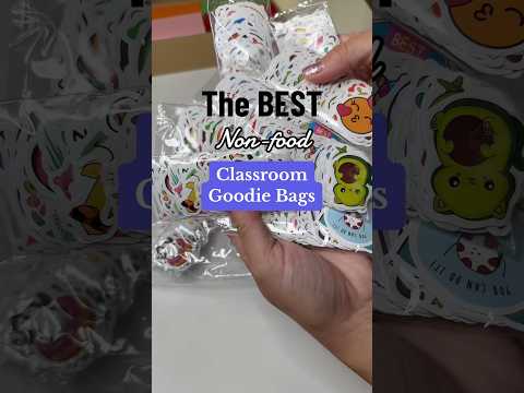 This is the BEST non-food classroom goodie bag for kid’s birthdays!! #partyfavors #birthdayparty