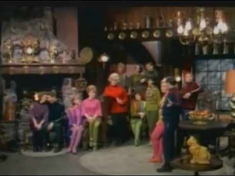 Lawrence Welk Show - Fun in Wintertime from 1967 - Mary Lou Metzger Hosts & Interviews Diane Lennon